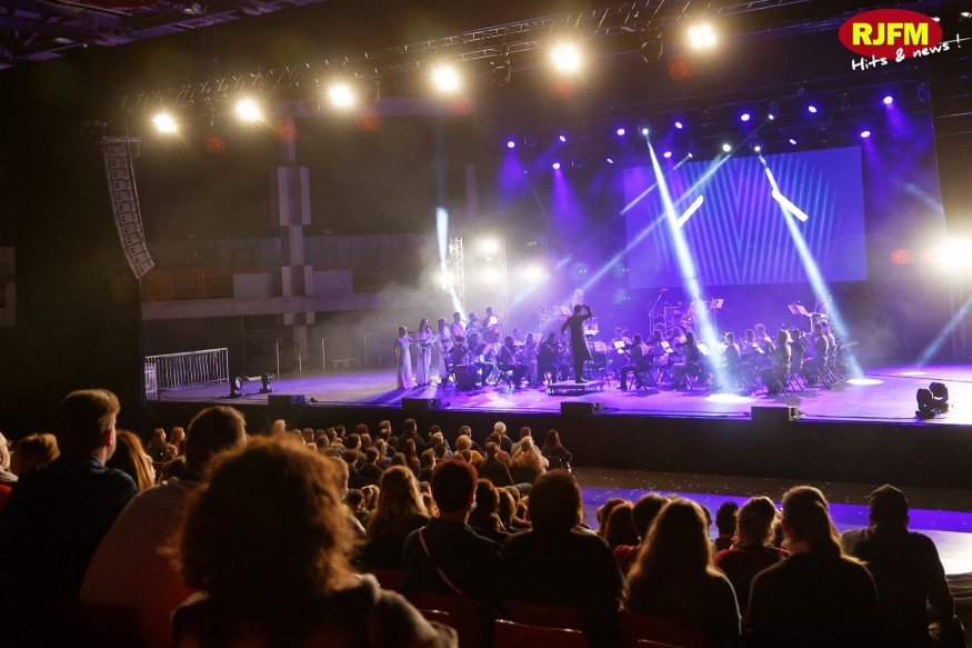 Amir, Black M, Pierre Richard.... Quelle programmation pour la nouvelle ...
