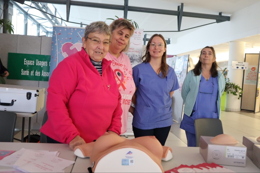 Un atelier pour apprendre l'auto-palpation du sein mené hier au centre ...